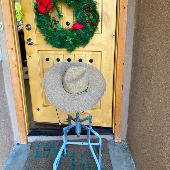 Accessories | For Shade At An Outdoor Function With Jeans Or A ...